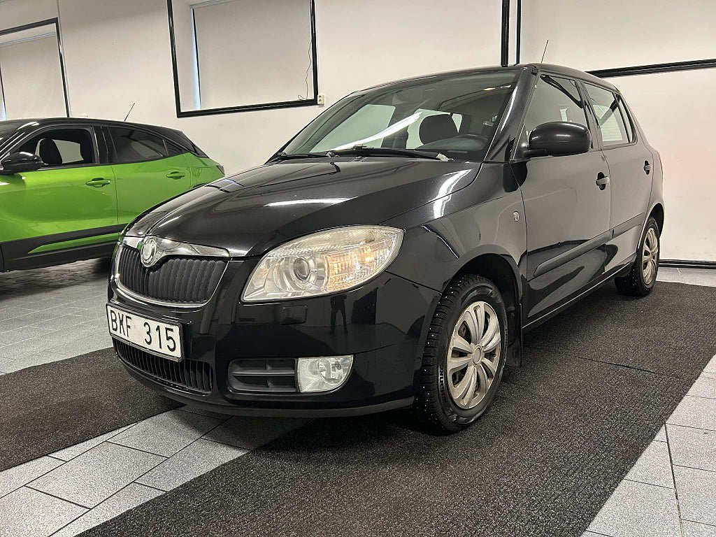 Skoda Fabia 1.4 S V Nya bromsar runt om 2010, Halvkombi - Bilweb.se