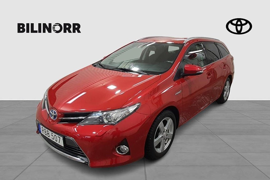 Toyota Auris Touring Sports Hybrid 1.8 EDITION FEEL V-HJUL 2015 ...